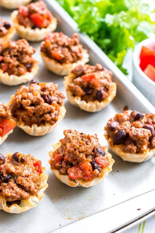 Mini Taco Bites With Phyllo Cups, Beef & Black Beans - TidyMom®