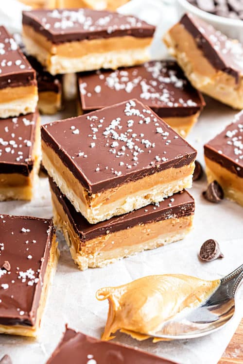 How To Make Homemade Tagalong Bars - TidyMom®