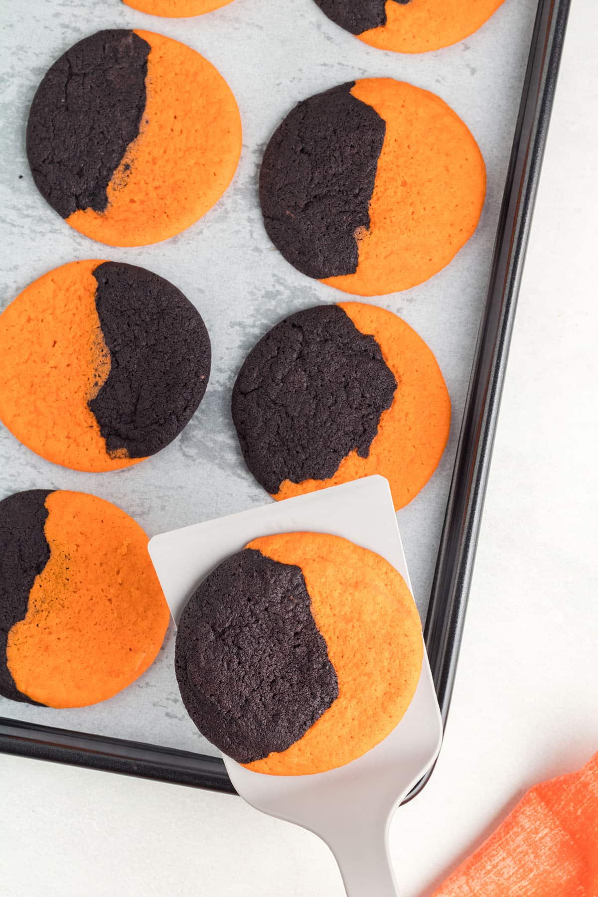 Orange and Black Sugar Cookies For Halloween! - TidyMom®