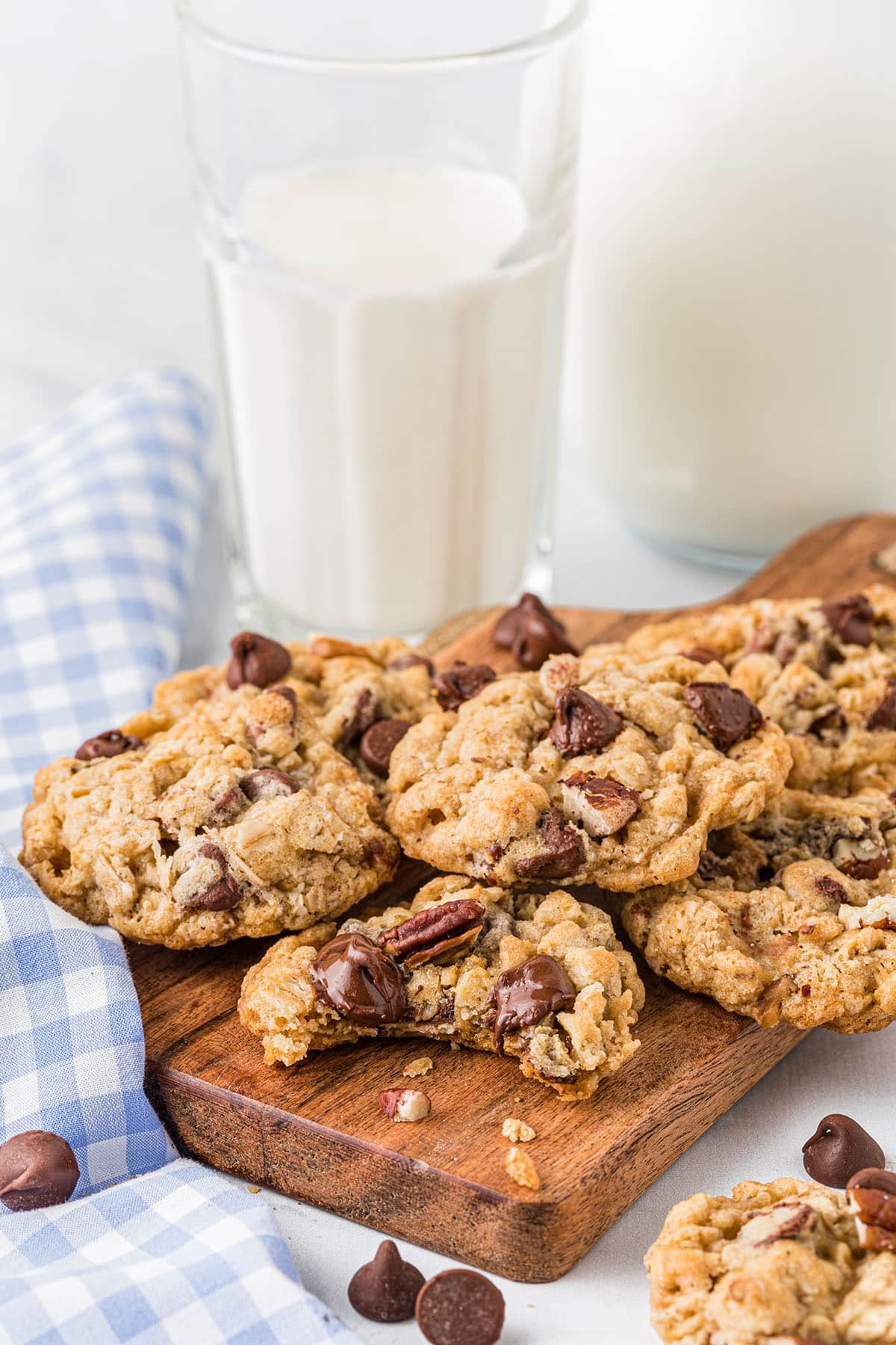 Ranger Cookies (Oatmeal Cookie Recipe) - TidyMom®