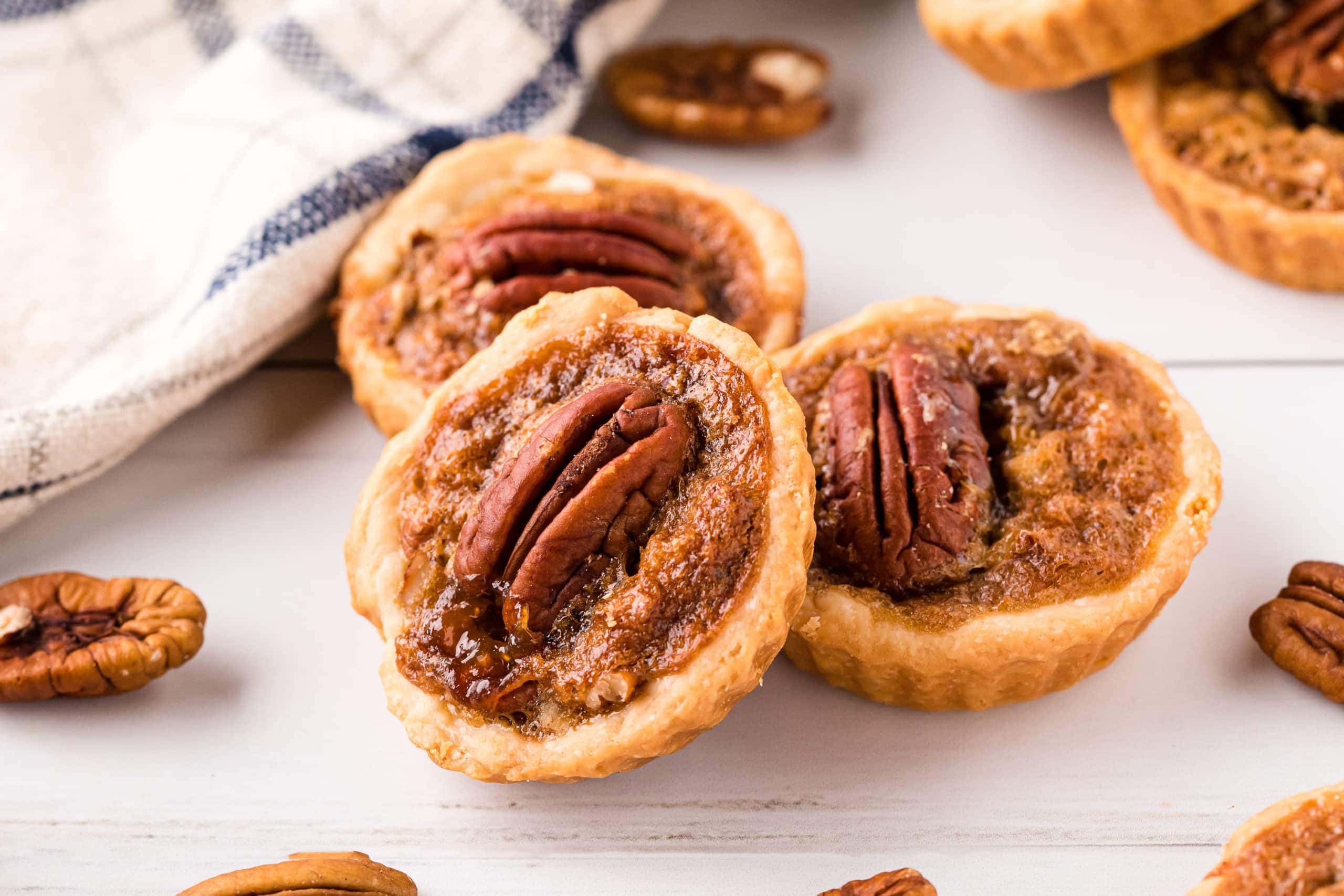 Pecan Tassies (Mini Pecan Pie Bites) - TidyMom®