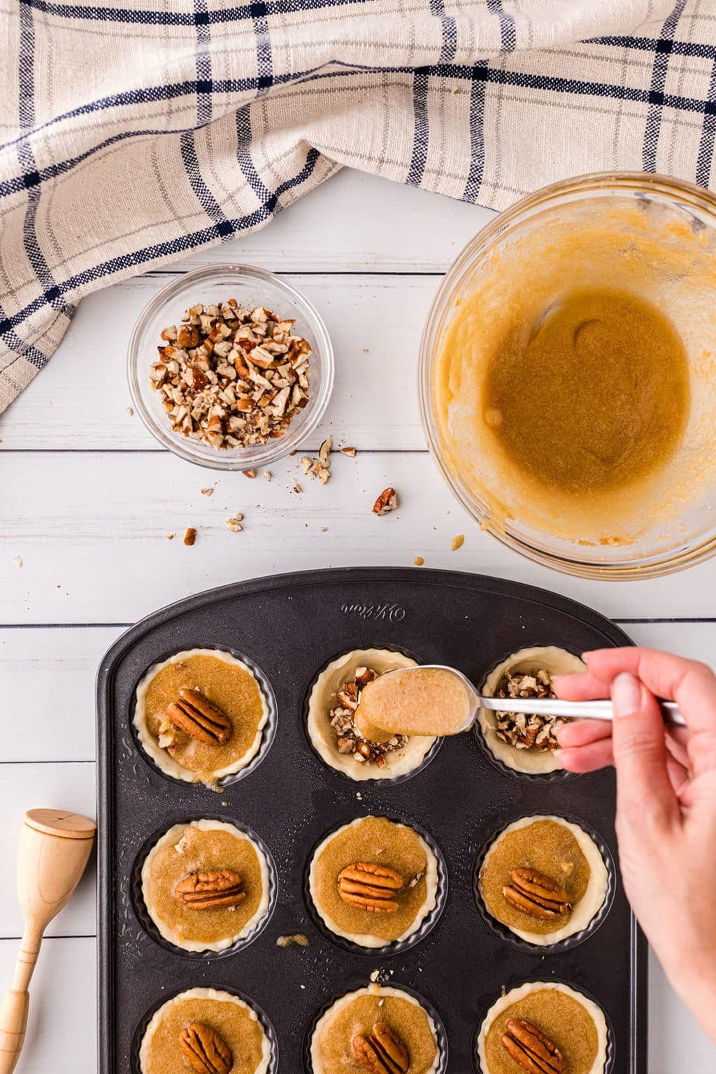 Pecan Tassies (Mini Pecan Pie Bites) - TidyMom®