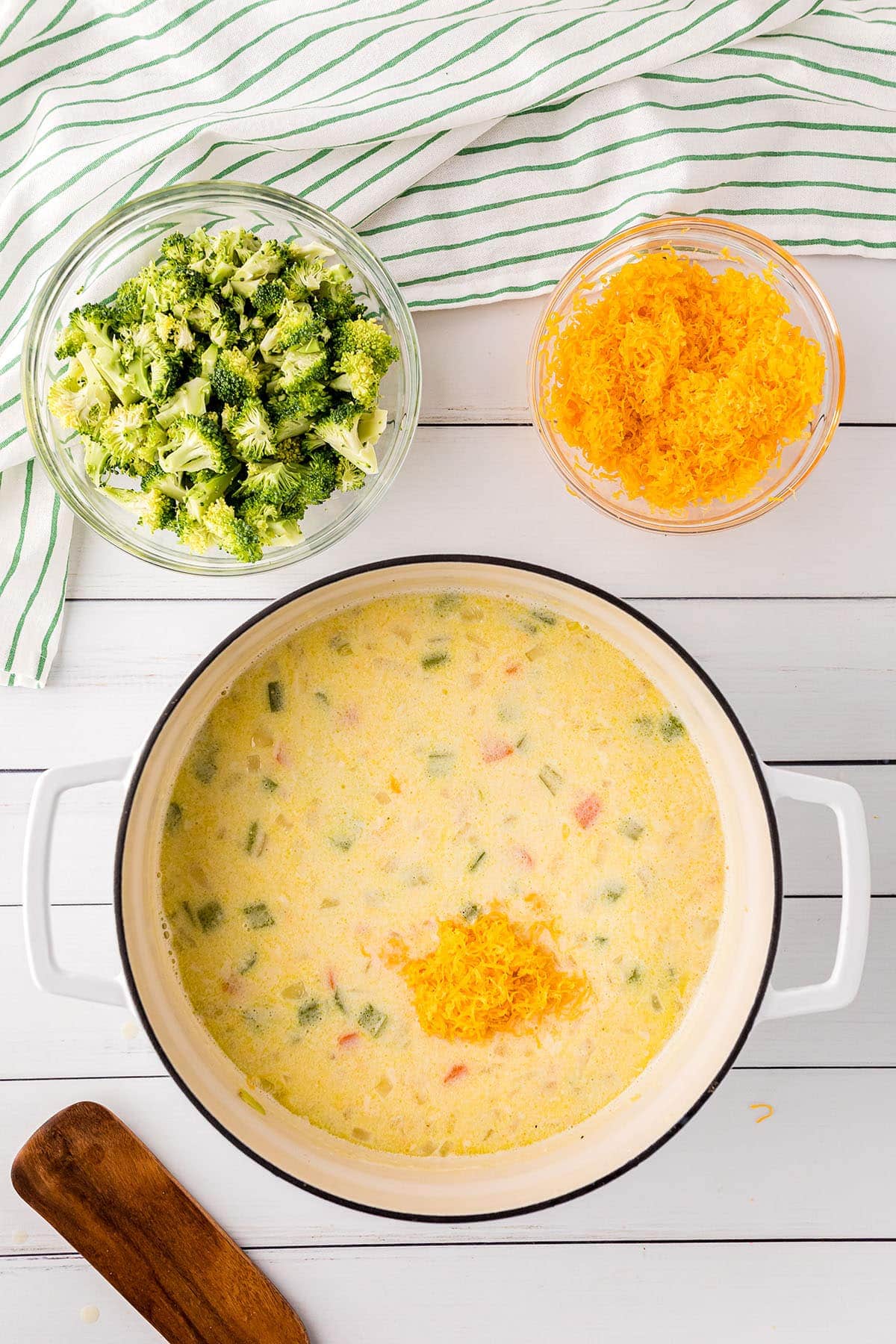 Broccoli Cheddar Soup (Panara Copycat Recipe) - TidyMom®