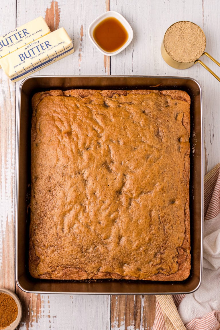 Easy Apple Cake Recipe Using Spice Cake Mix - TidyMom®