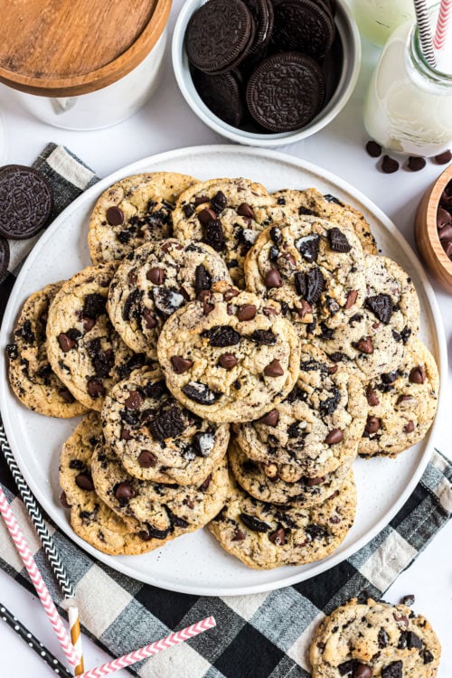 Chocolate Chip Oreo Cookies - TidyMom®
