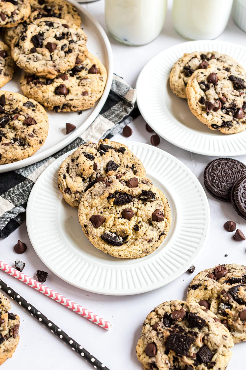 Chocolate Chip Oreo Cookies - TidyMom®