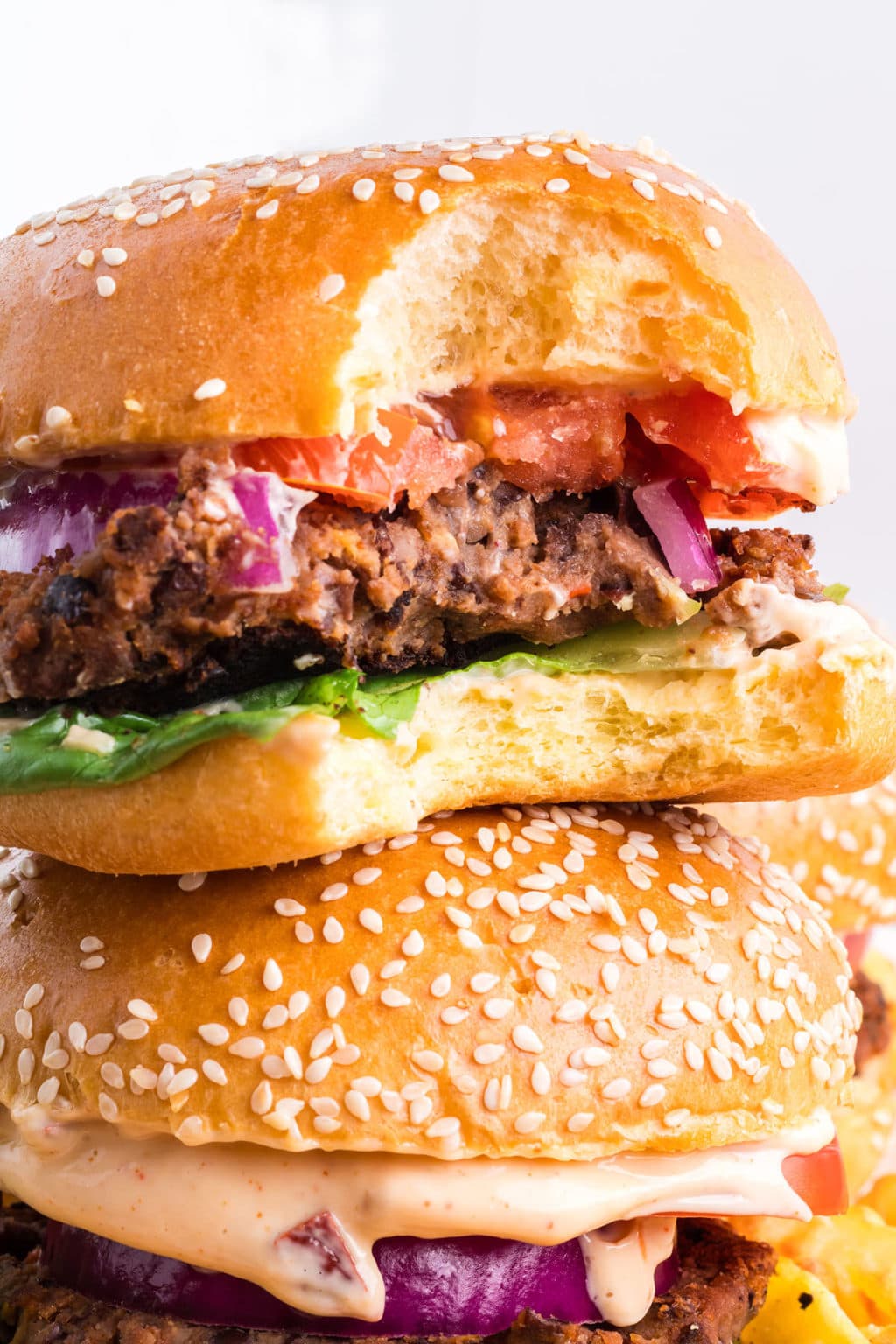 Easy Black Bean Burgers With Chipotle Mayo Sauce - TidyMom®